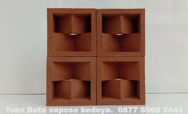 Roster Terakota KTM Model 1 - Bata Roster